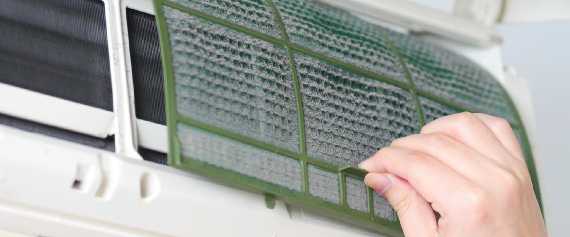 How to Clean an Air Conditioner Filter Easily and Effectively